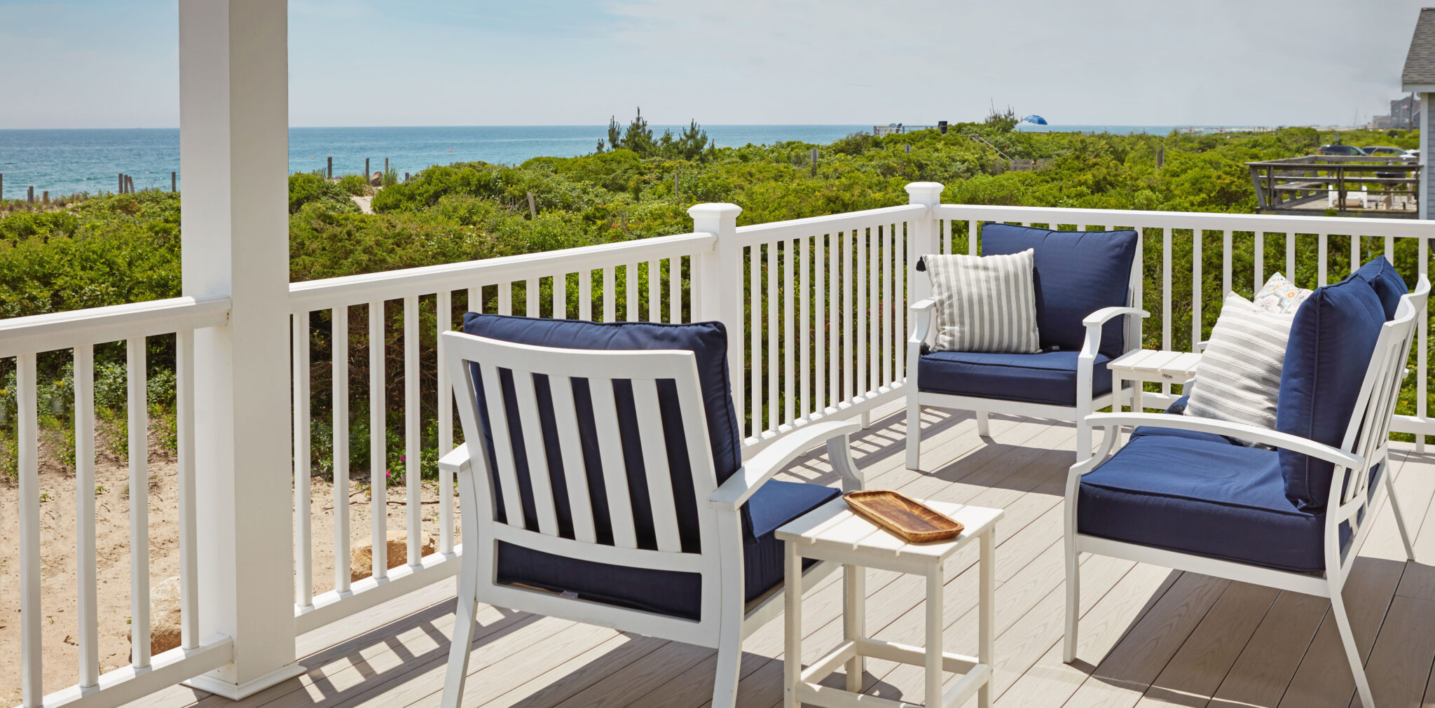 Home of the Month – The Beachfront Lookout